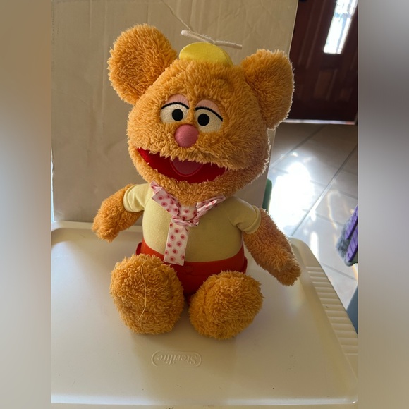 Disney | Toys | Disney Junior Muppet Babies Fozzie Bear Plush Lights Up ...
